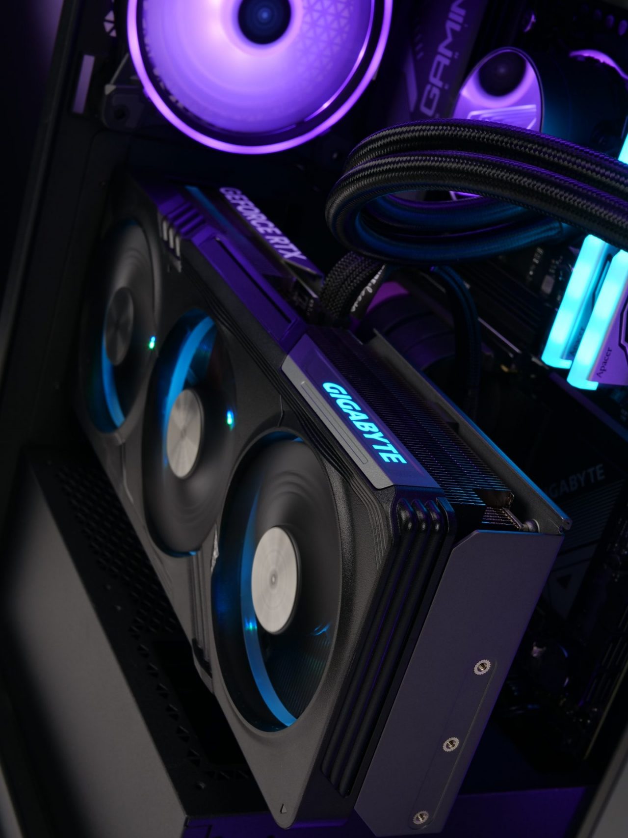 XPG Invader X Black - Battlerigs