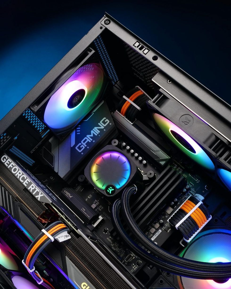 Antec CX700 RGB Elite - Battlerigs